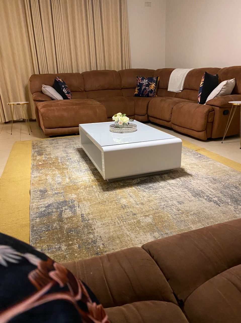 Bright & Spacious - Zimre Park - Muhacha Holiday Accommodations