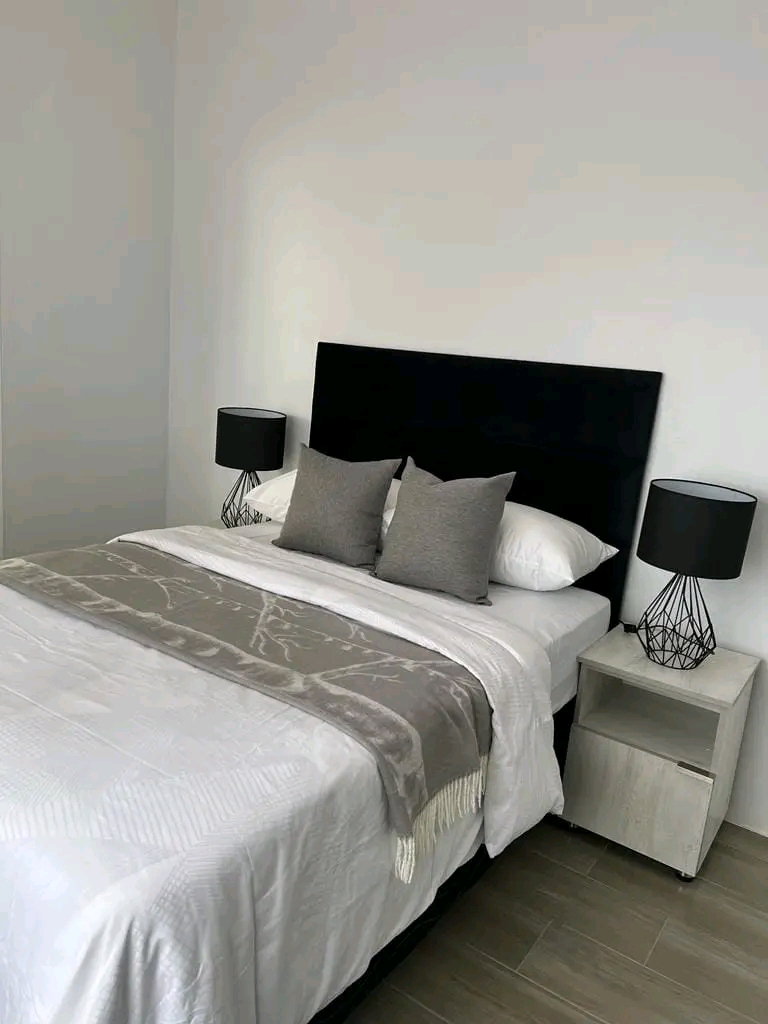 Hardy homes : East - Muhacha Holiday Accommodations