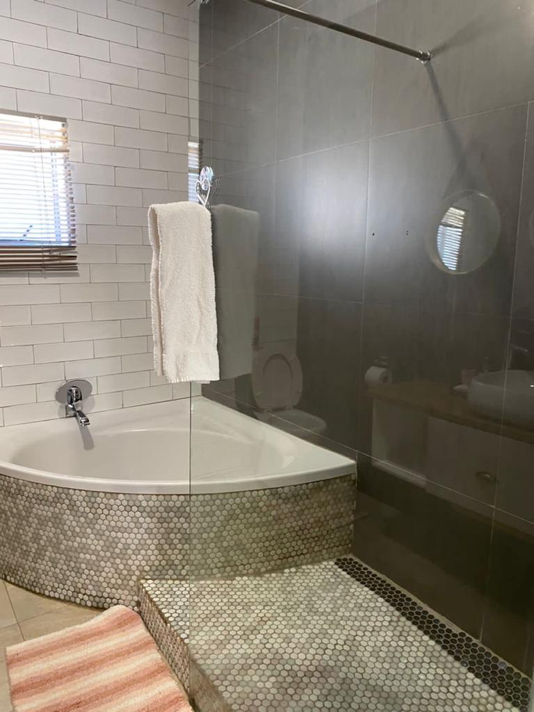 Brooke Place - Muhacha Holiday Accommodations